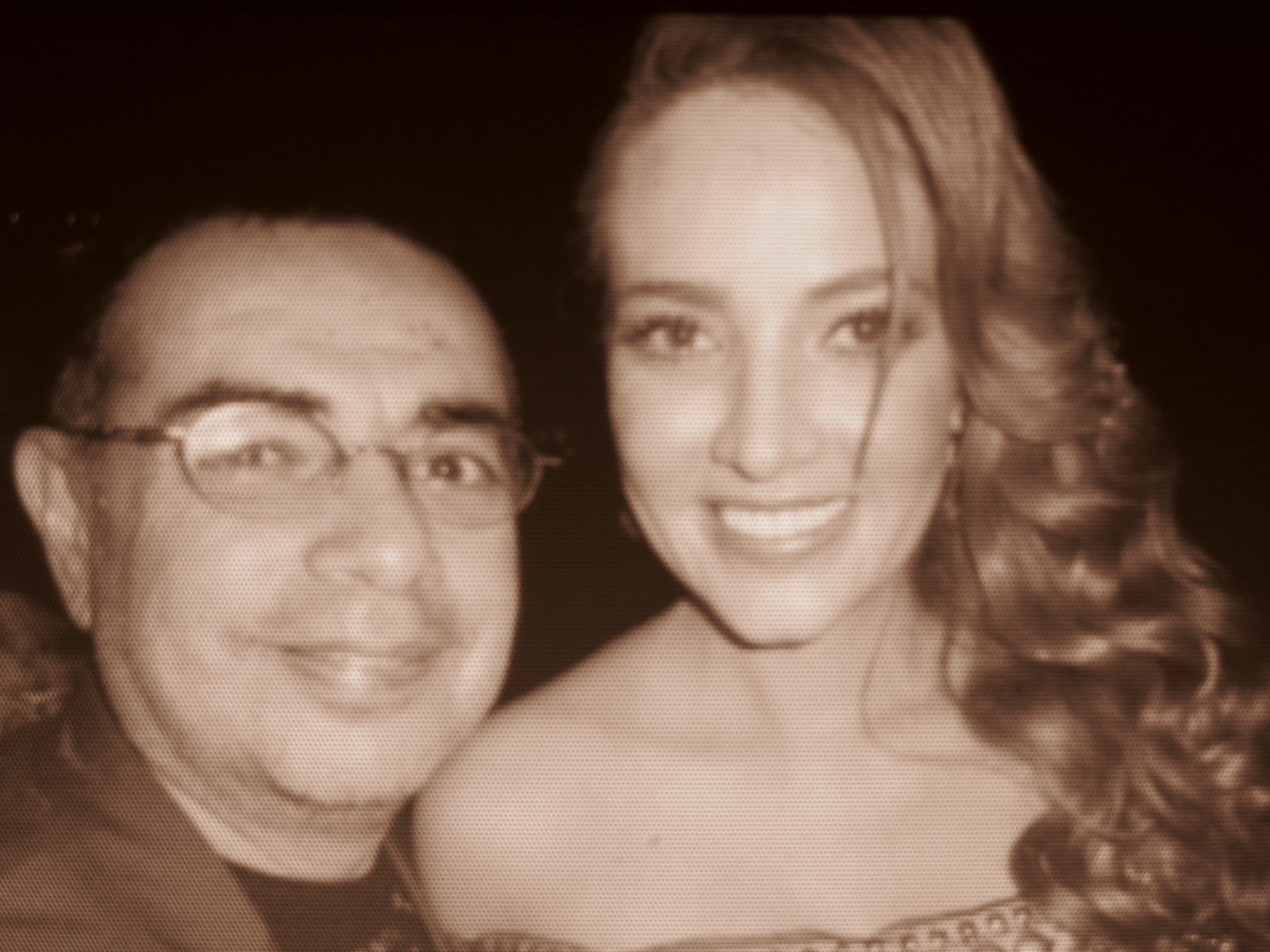 ACTITUD AL MOMENTO: CON LOS OJOS DE JOLETTE