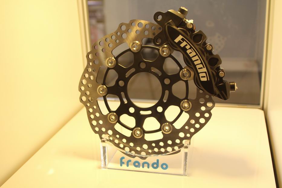 FRANDO 推出2012年新品