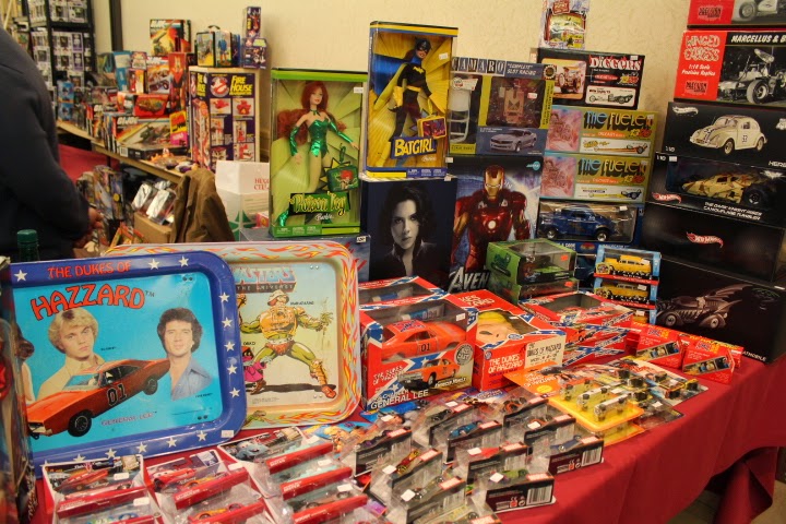 Las Vegas Super Toy Con 2105 Day 1. - POP! Goes The Nubia