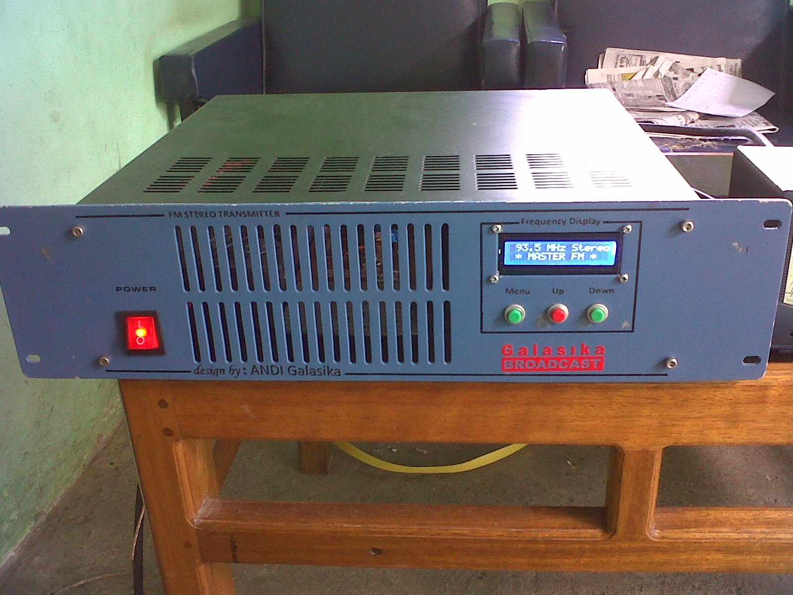 Pemancar Radio FM: TOKO PEMANCAR