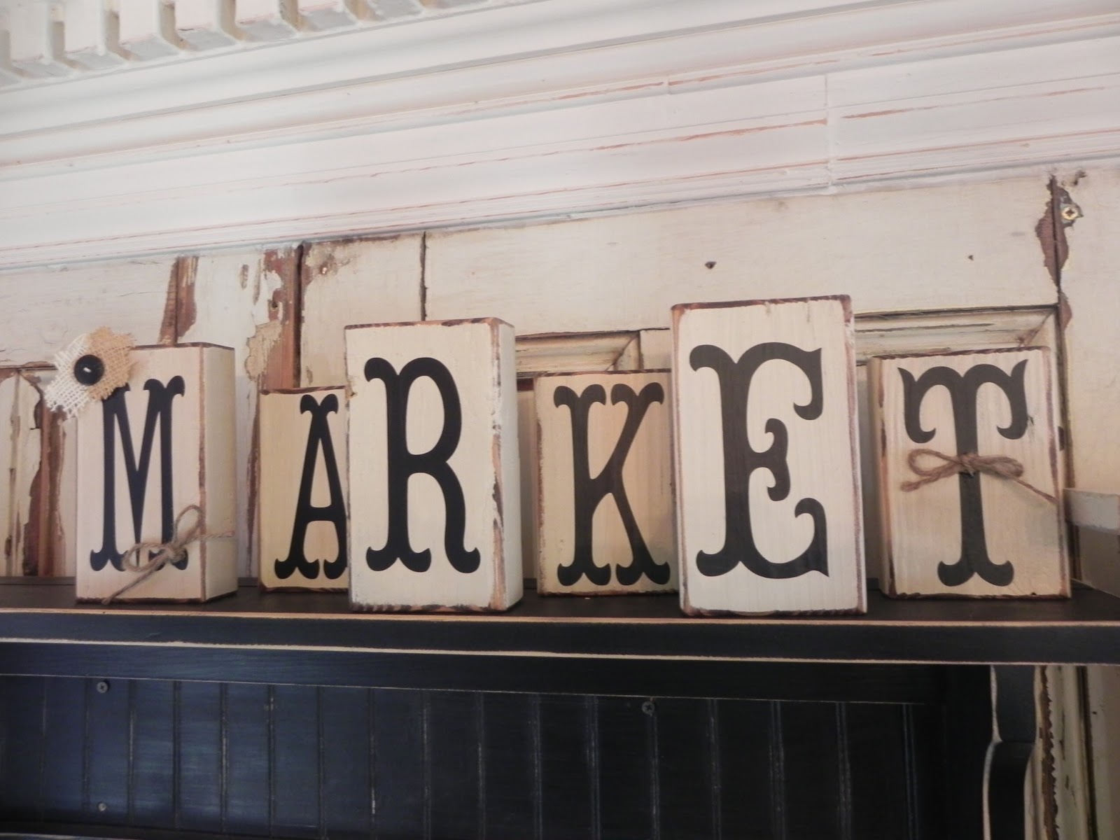 The Shabby Cottage Home: Handmade Signs, and a Sale