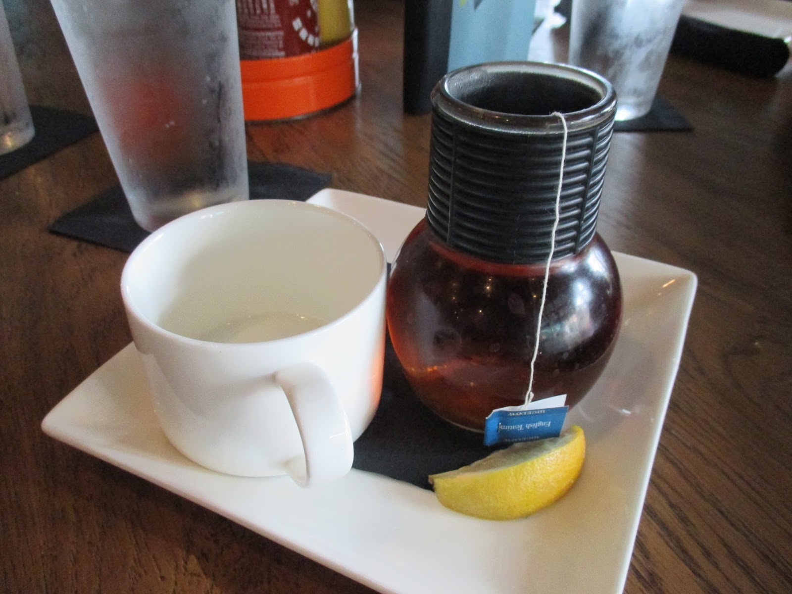 5 Guys Lost in America: Orlando, Day 2 - Raining Pancakes