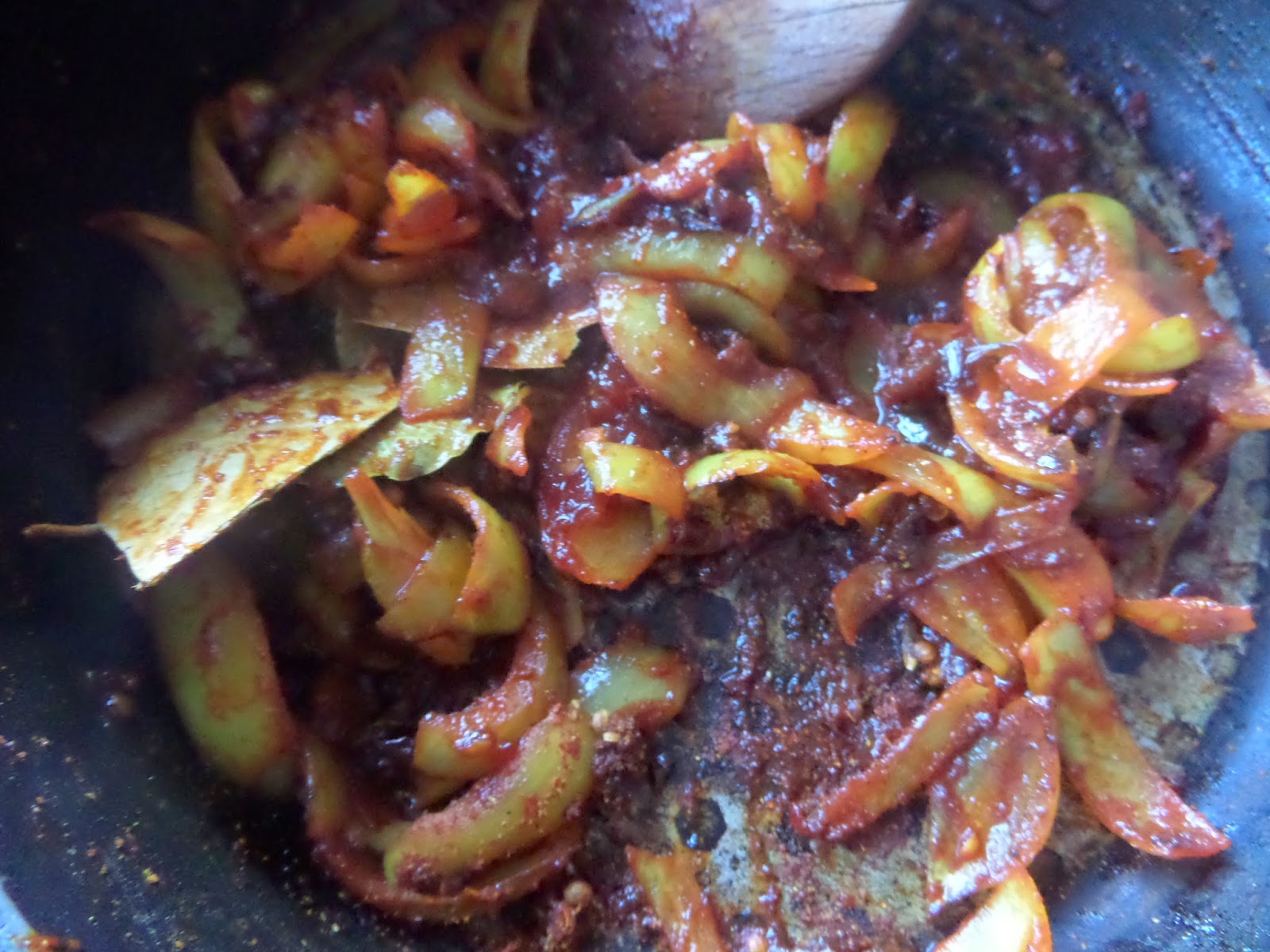 Madhouse Family Reviews: Globe-cooking recipe (South Africa) : Bobotie ...