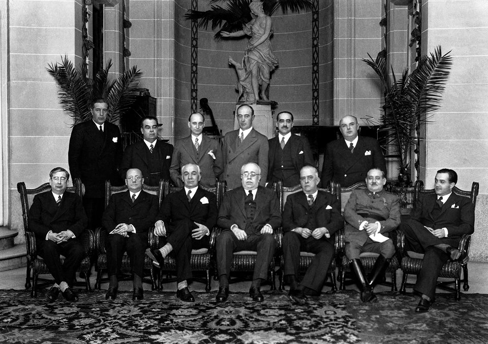 FOTOGRAFÍA CLÁSICA: COLECCIÓN JOSÉ LUIS MUR VIDALLER