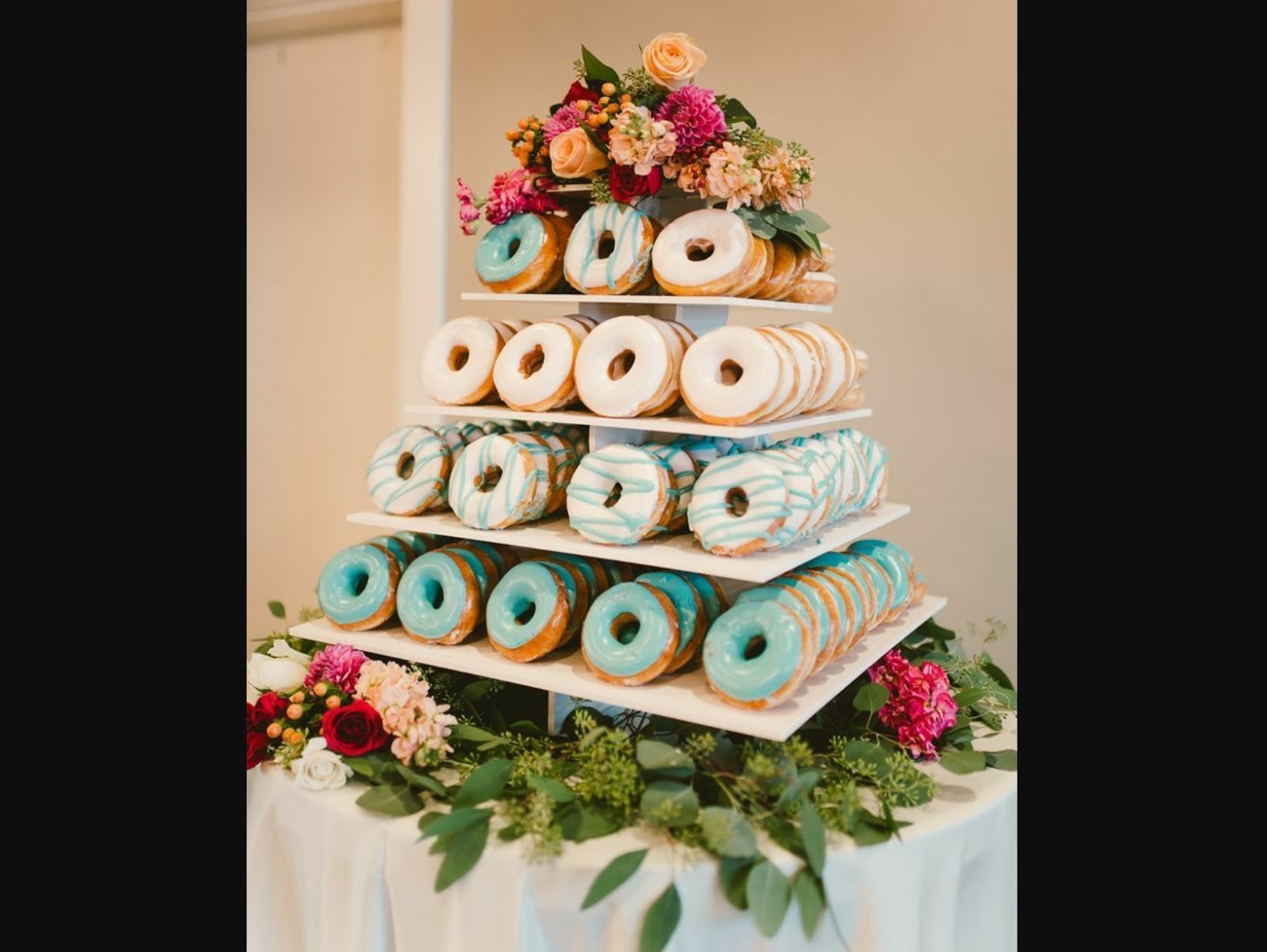 LED Furniture and Decor - Toronto Party Rentals: FOOD ON POINT: DYNAMIC ...