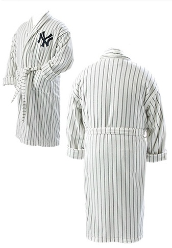 The Style Ref | The Fashion Authority for Work, Play & Gameday: Fan ...