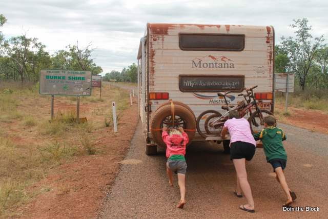 Doin' The Block: Day 189 – 13/6/14 - Calvert River Crossing ...