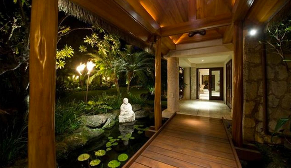 10 Images of Kelly Slater’s Palatial New North Shore Digs | We Are Surfers