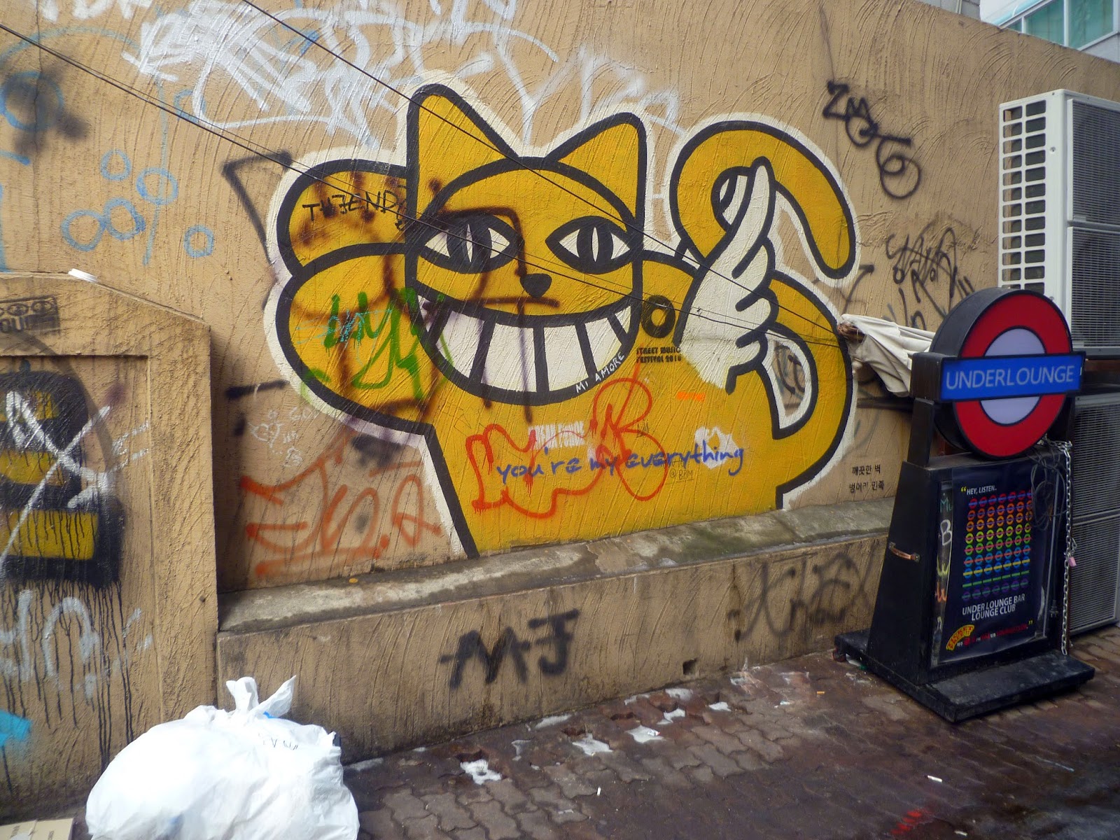 Kait, awake: Hongdae graffiti