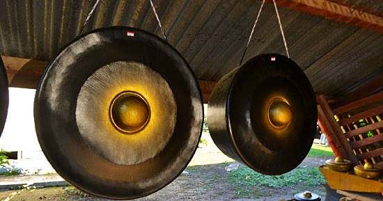 travelling: MUSIC INSTRUMENT IN SABAH.