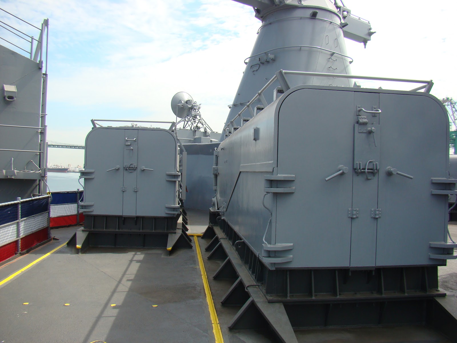 Corner of a Foreign Field: A visit to the USS Iowa Battleship
