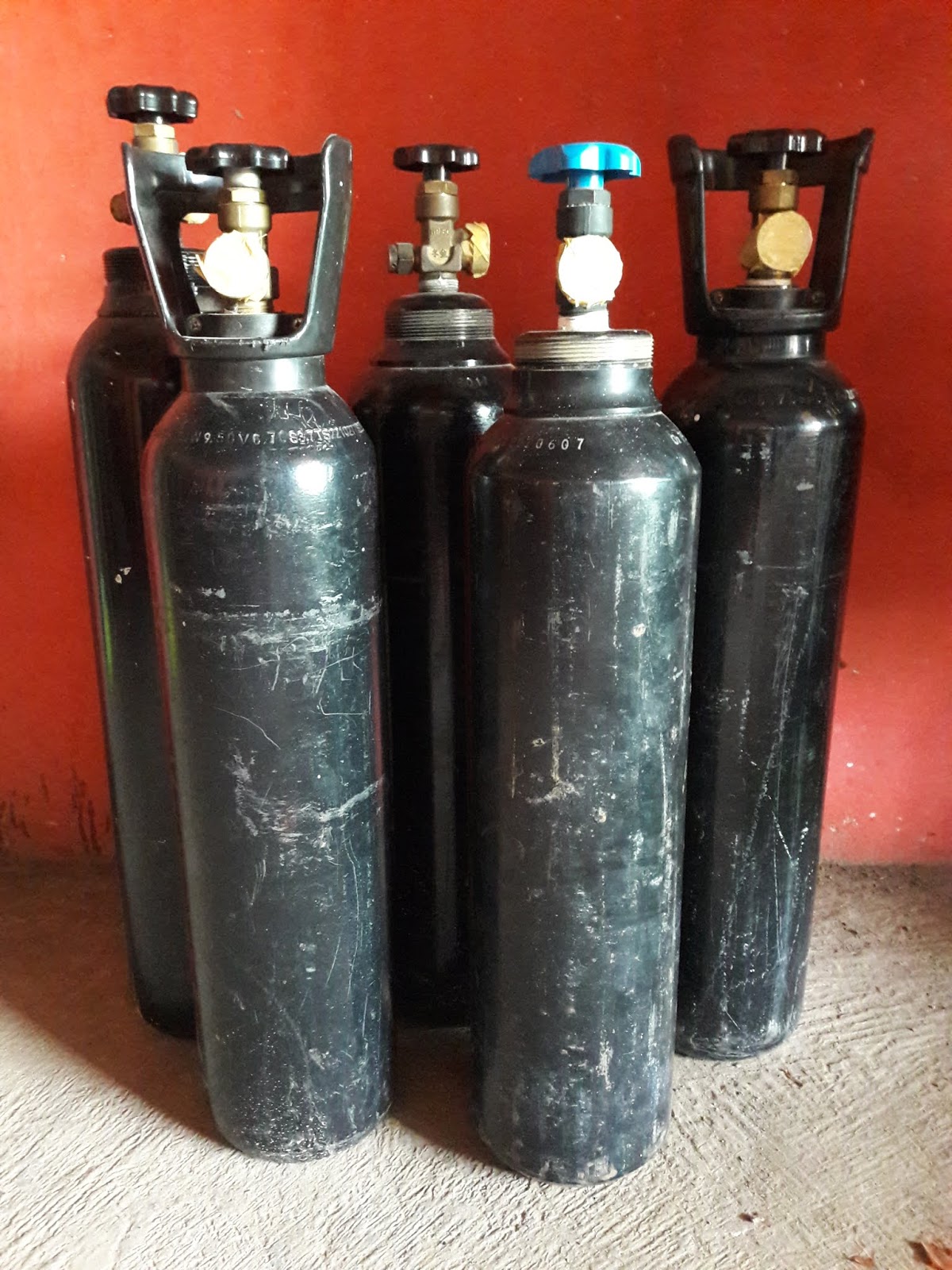 PURNAMA JAYA GAS : AGEN BERMACAM GAS INDUSTRI & MEDIS (Oksigen, Astilin ...