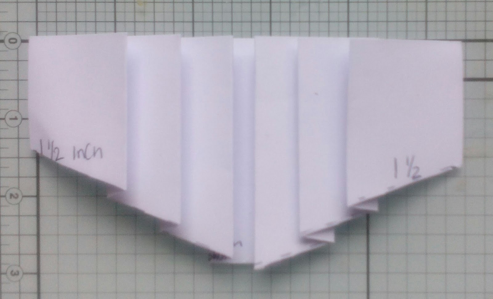 Cotswold Crafter: Pleated Card Tutorial