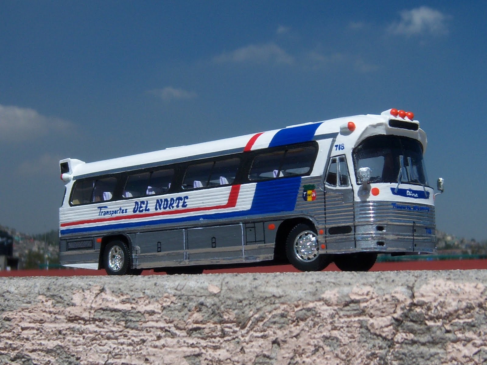 ESCALA AUTOBUSES: Dina "Olimpico" Transportes Del Norte