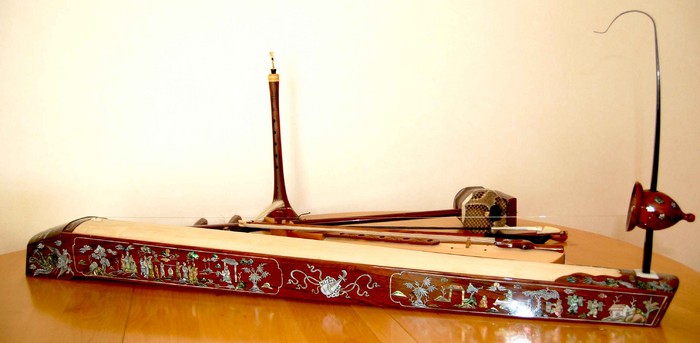 Dan Bau, a unique musical instrument of Viet Nam | Vietnam Travel Blog