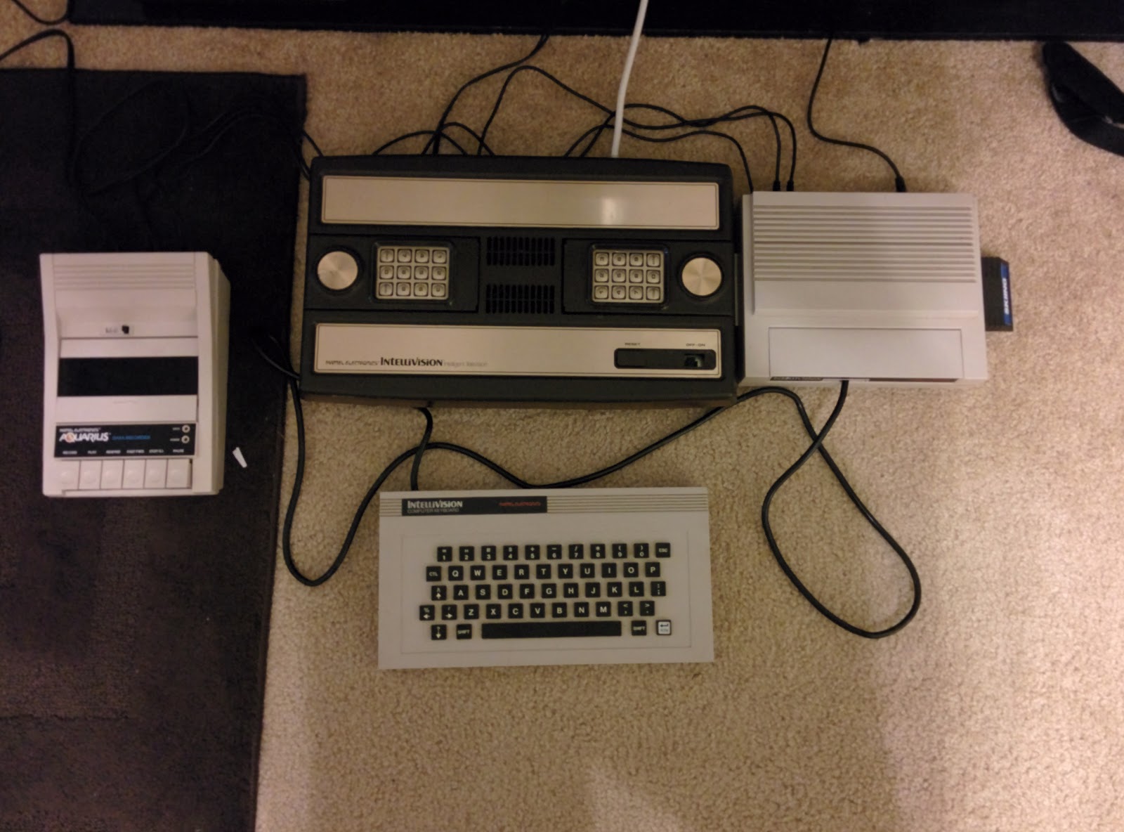 Retro Tech!: 1983: Mattel Electronics Intellivision Computer Module Part 1