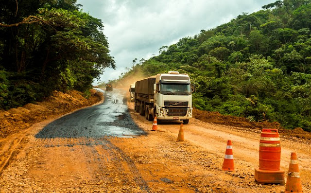 Governo Bolsonaro asfaltará BR-163 até Miritituba e depois concederá ...