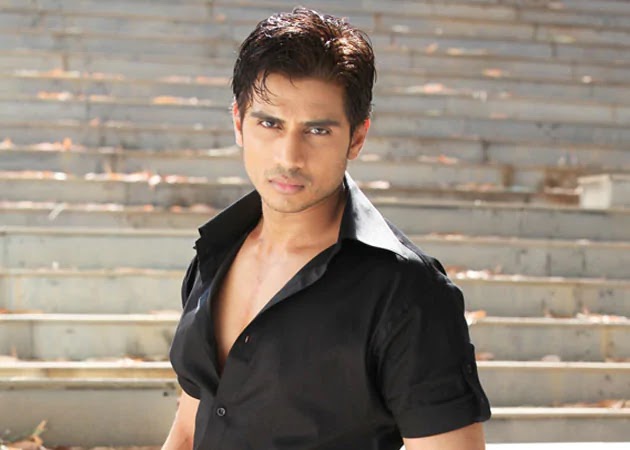 Shiv Pandit Wiki, Movies,affairs, Biodata, Contact-info, Family, News, OMG