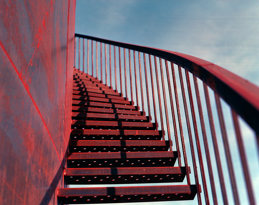 Backing Winds: Round the red bend