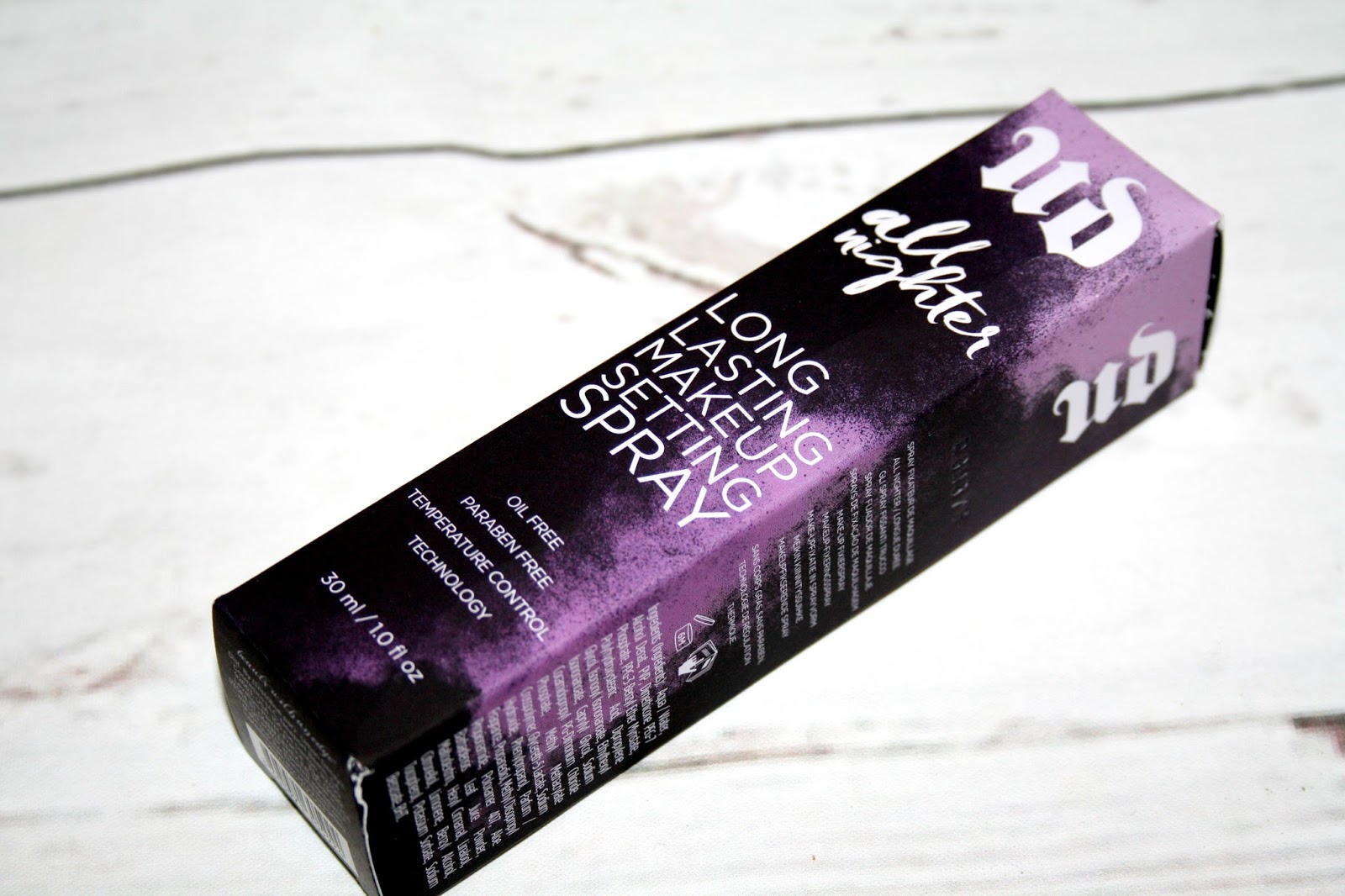 beautyqueenuk: Urban Decay All Nighter Setting Spray