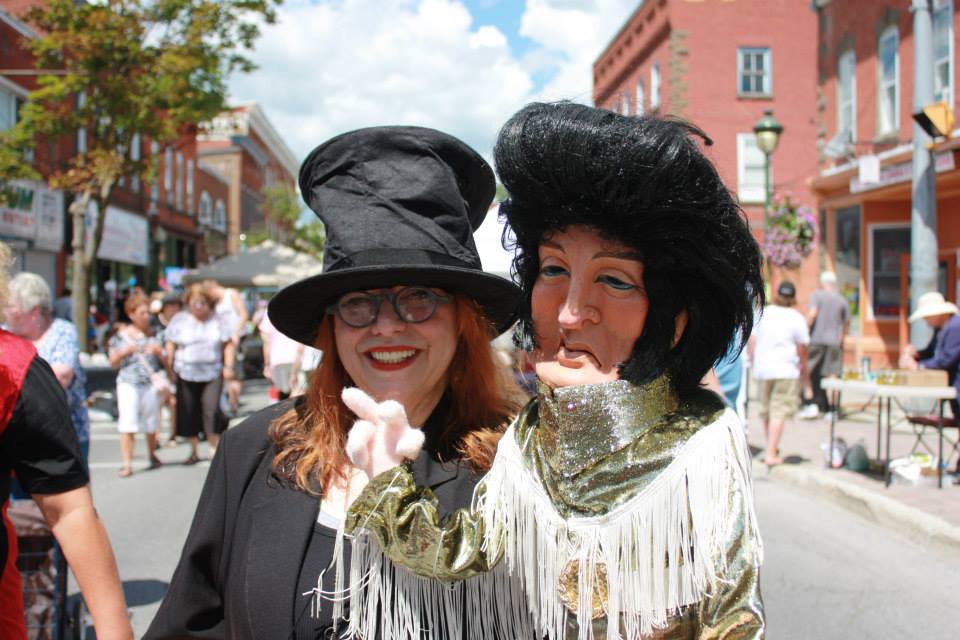 Mikey Artelle's Art and Puppetry Blog: Puppeteer Noreen Young