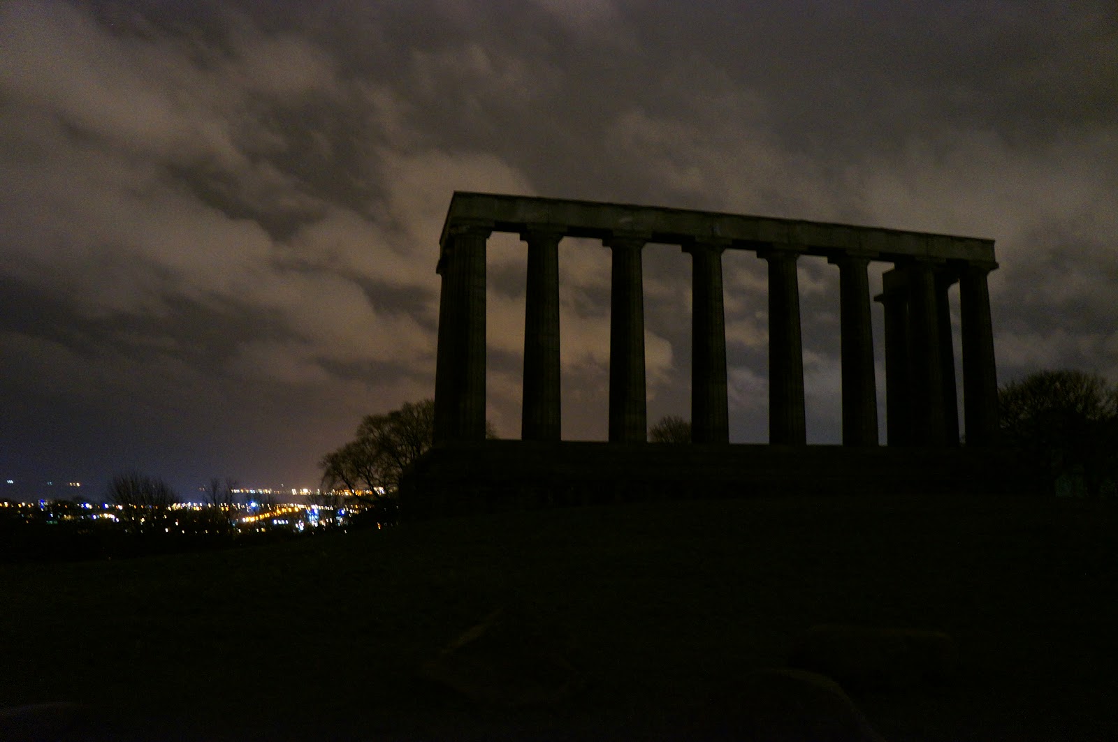 Maps and Camera Snaps: Night Time in Edinburgh, Scotland