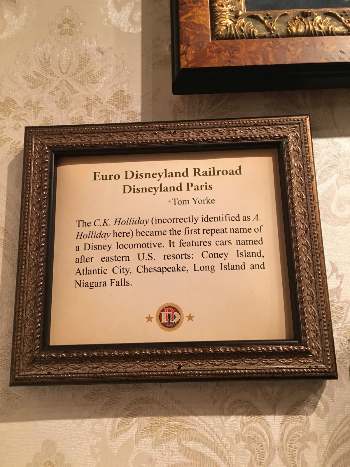 Disney Avenue: Take a Up Close and Personal Look at Disneyland's Steam ...