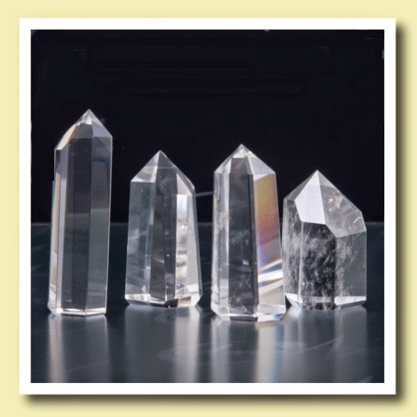 Isis Alada: Cristal de cuarzo transparente, un puente cósmico entre el ...