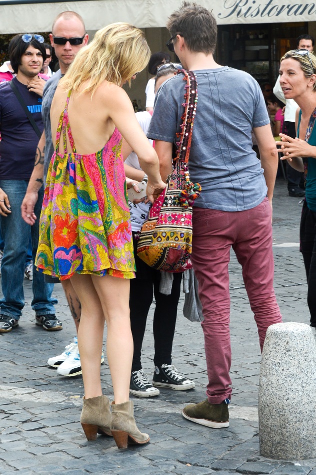 Kate Hudson looks gorgeous in a floral mini dress in Rome