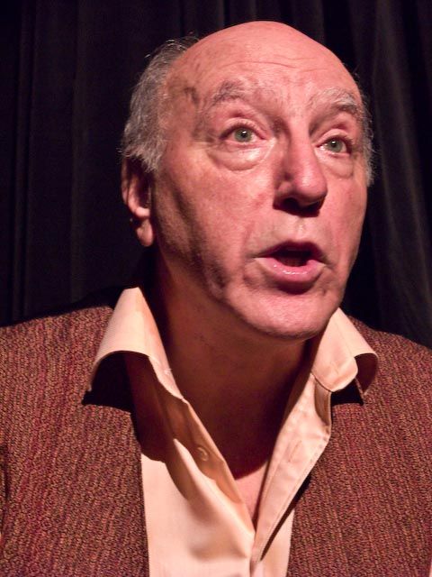 Mes lectures: Roger Cuneo : AU BAL DE LA VIE, Favre, 2010