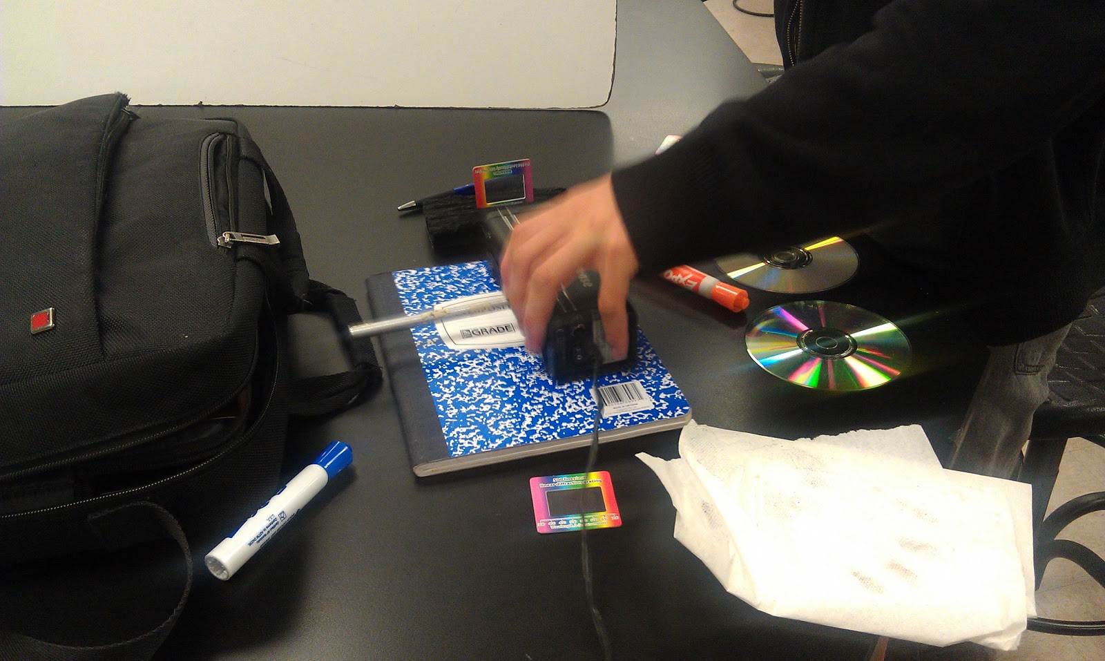 Physics 4C dlbruns: CD Diffraction