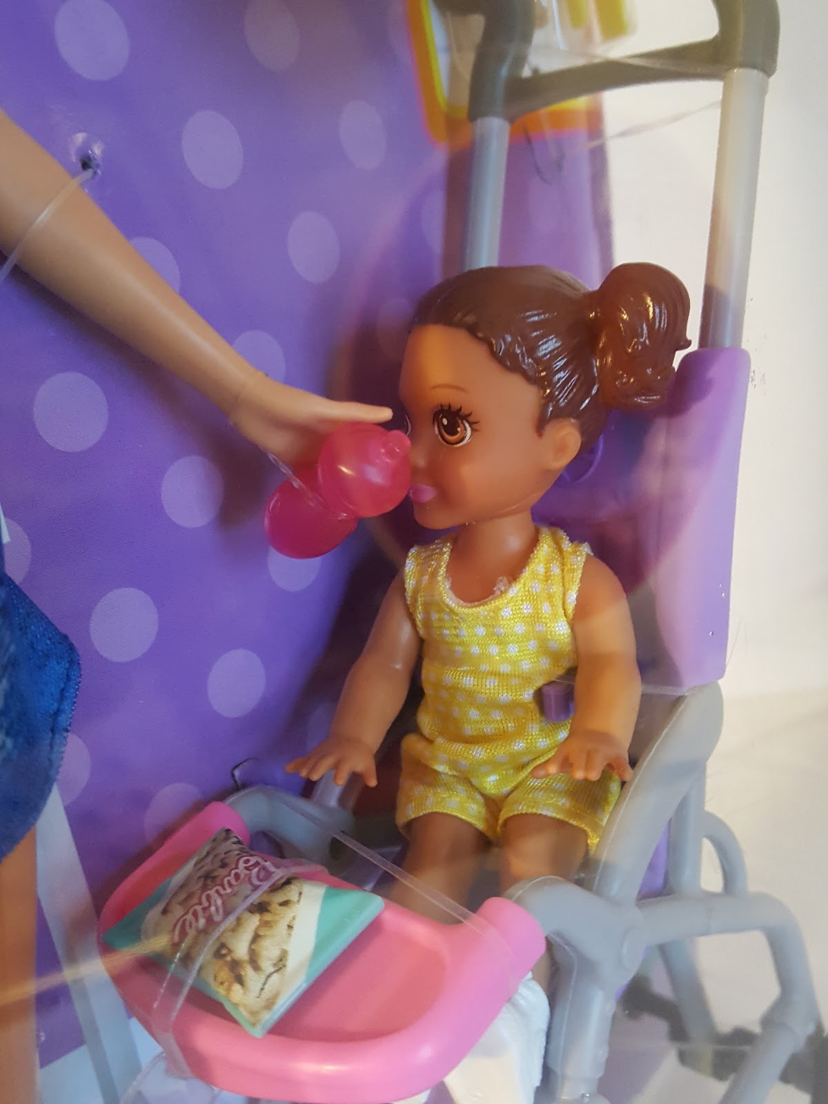 The One Sixth Scale Dollhouse: More Babysitting Skipper sets...