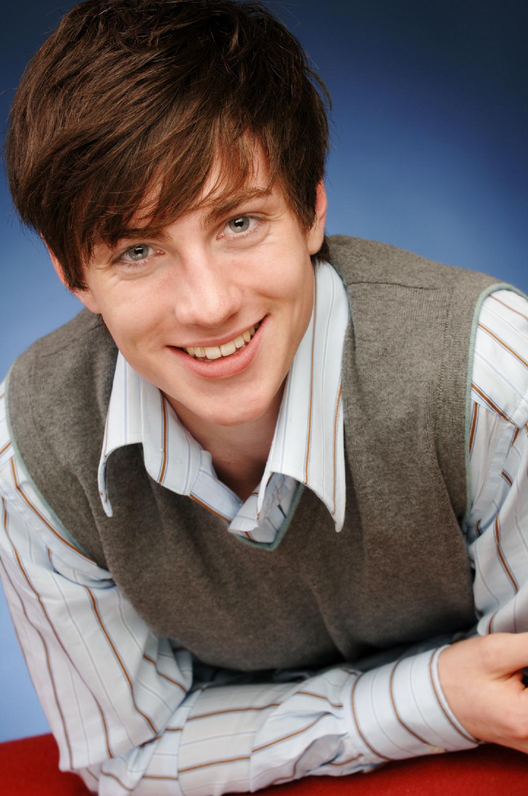 WELCOME TO MY WORLD: Aaron Johnson