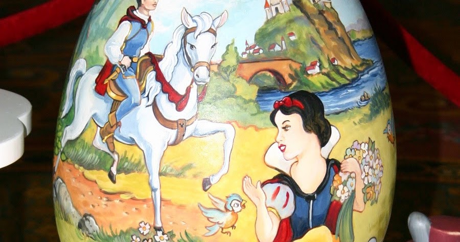 Filmic Light - Snow White Archive: Giant Snow White Easter Egg