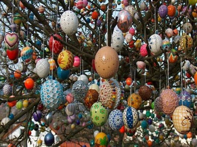 Shawkl Designs: Easter Tree - Saalfeld, Germany