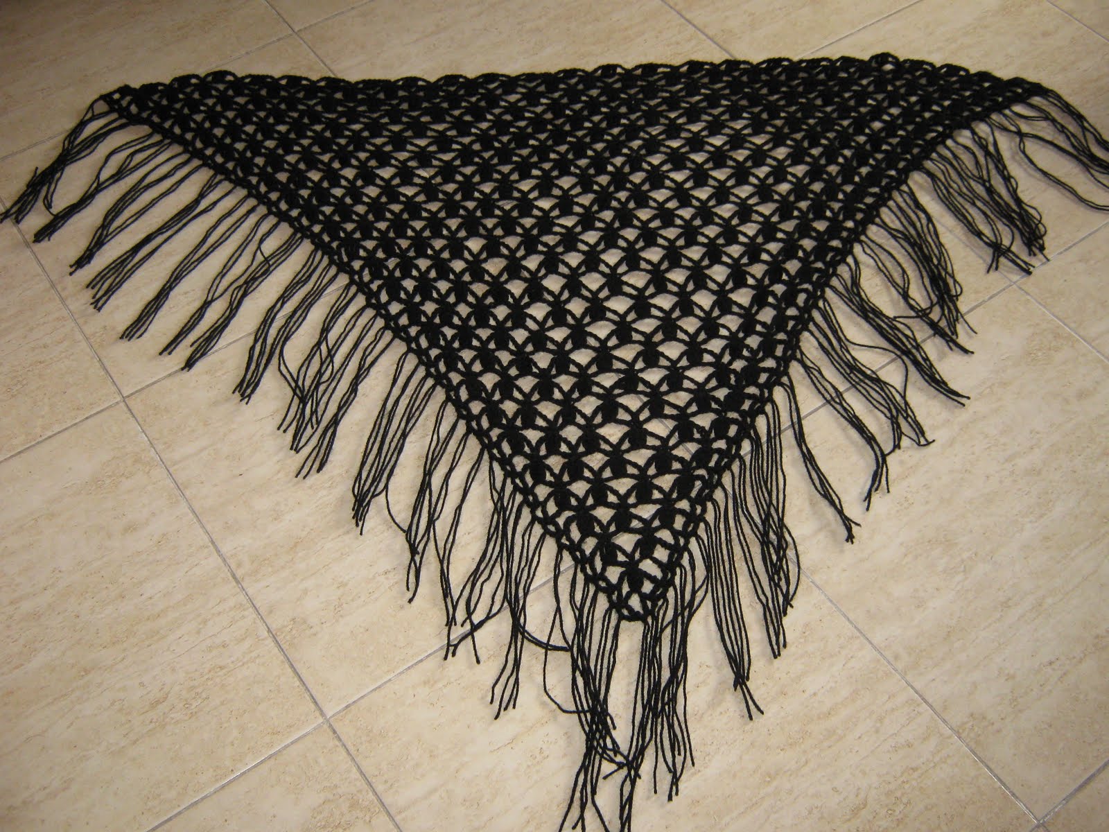 HILO Y PUNTO: Chal calado