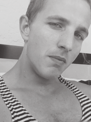 Gay Shaded: Smokin' hot