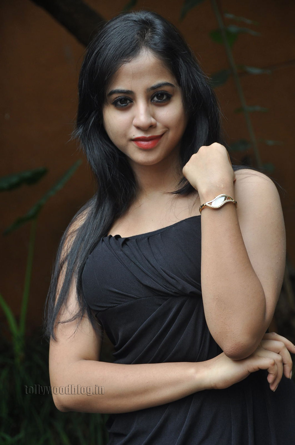 Swathi Dixit latest Glamorous Photo Shoot Gallery