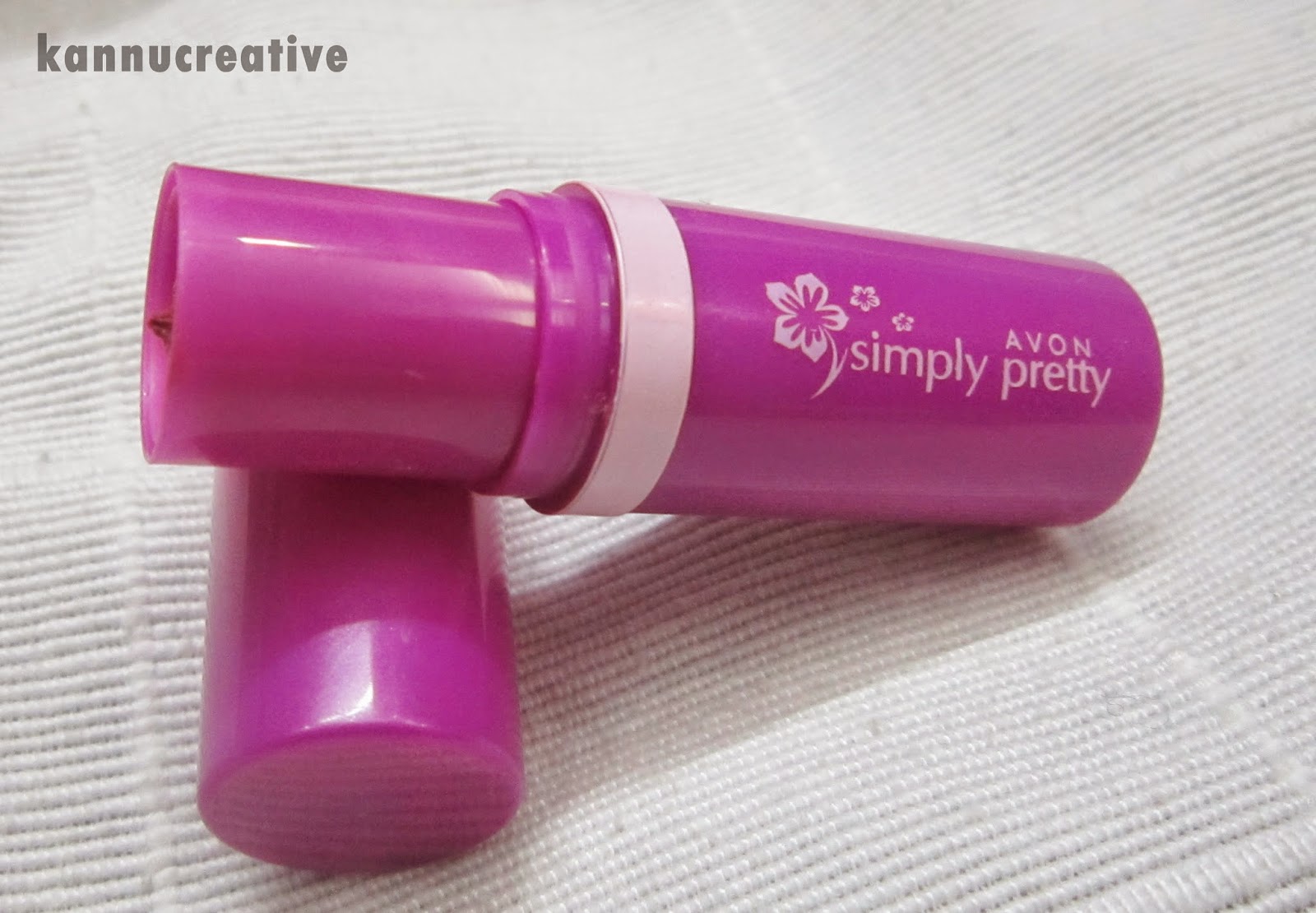 AVON Simply Pretty ColorBliss Lipstick in Rich Terracotta: Review ...
