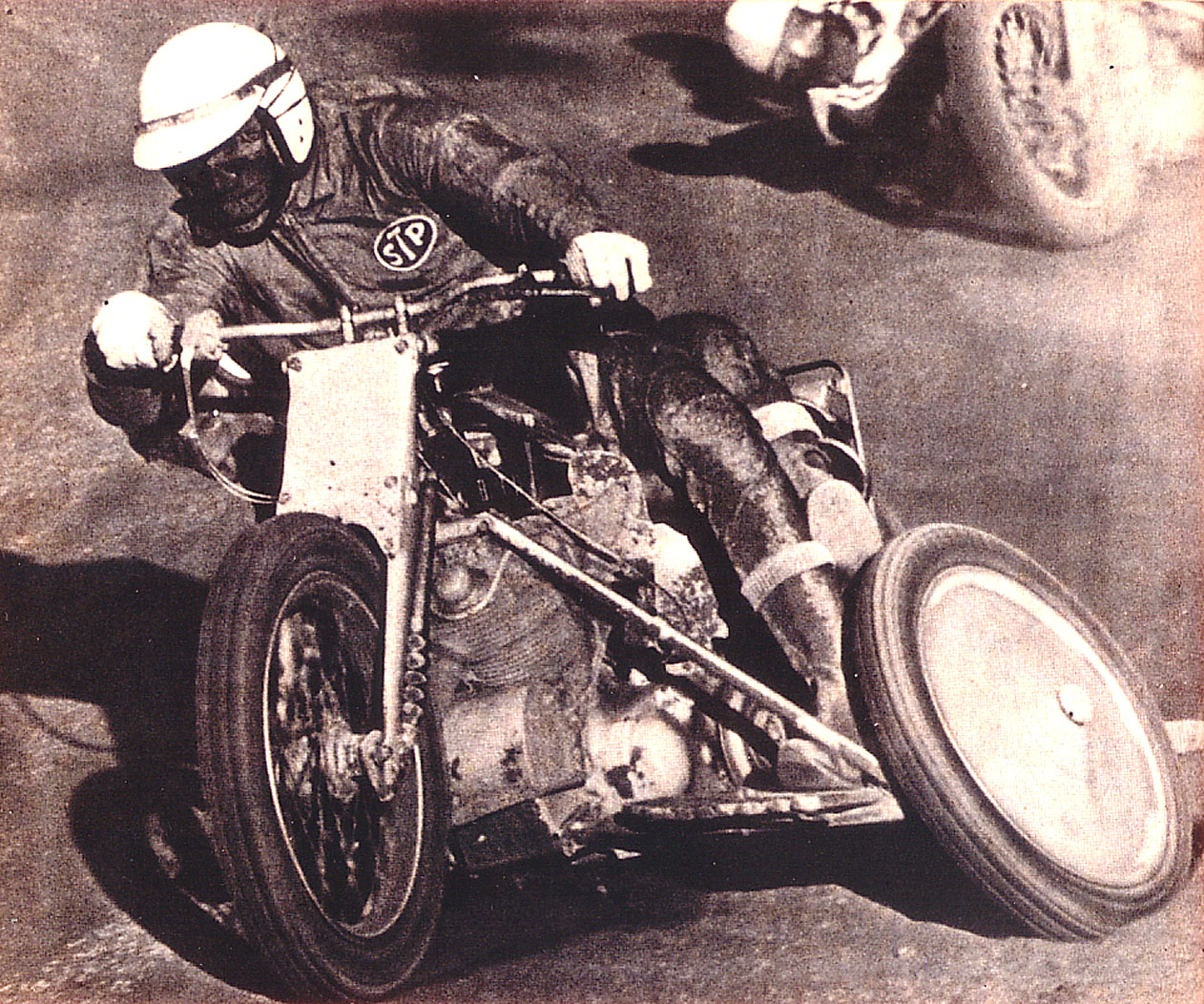 Bennett Travel Blog: MOTOR CYCLE MADNESS