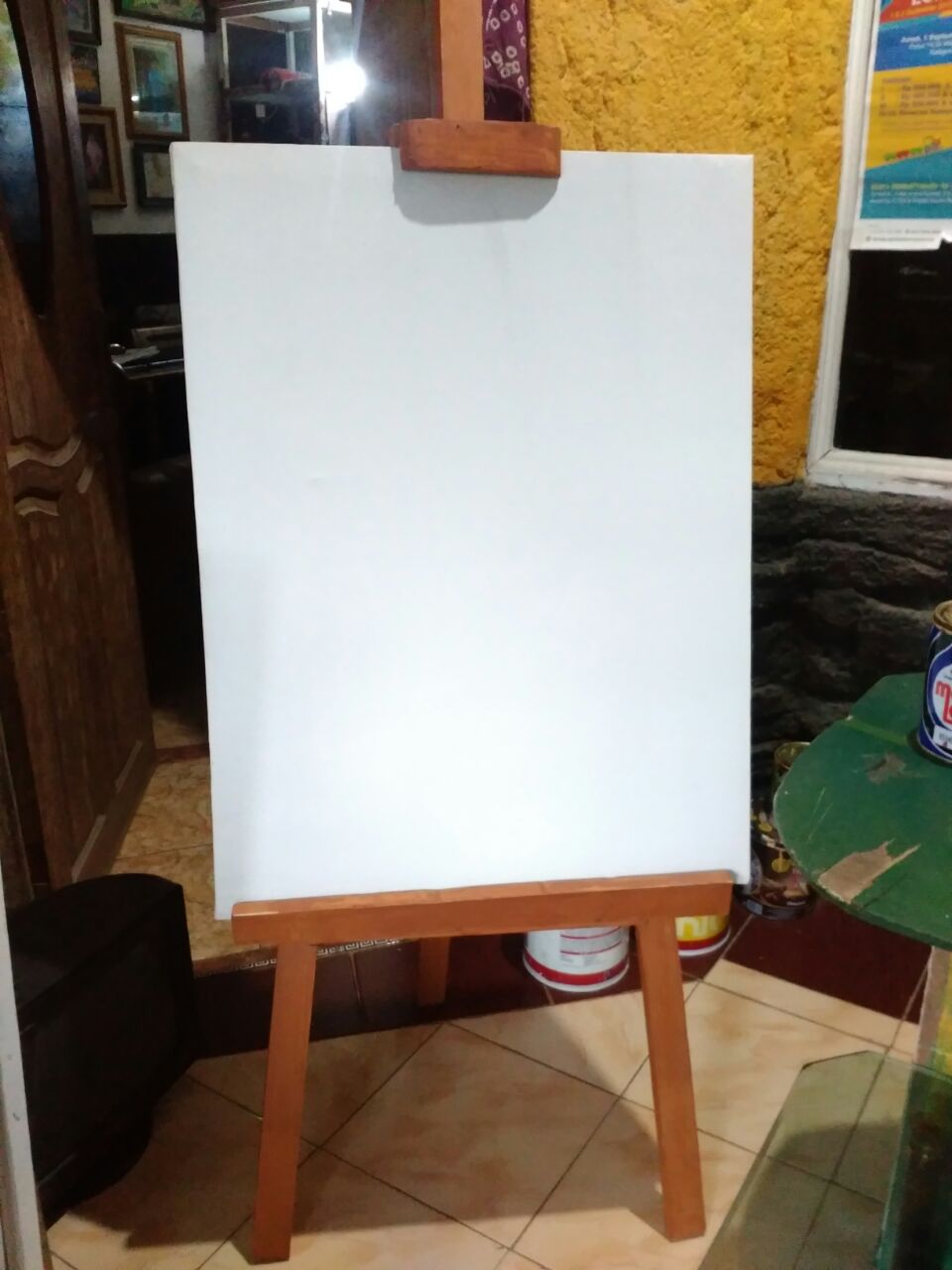 KANVAS LUKIS MURAH: Standing Lukis, kanvas dan Peralatan Melukis