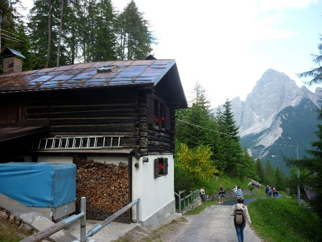 Monte Rite: escursione al rifugio Dolomites - Montagna di Viaggi