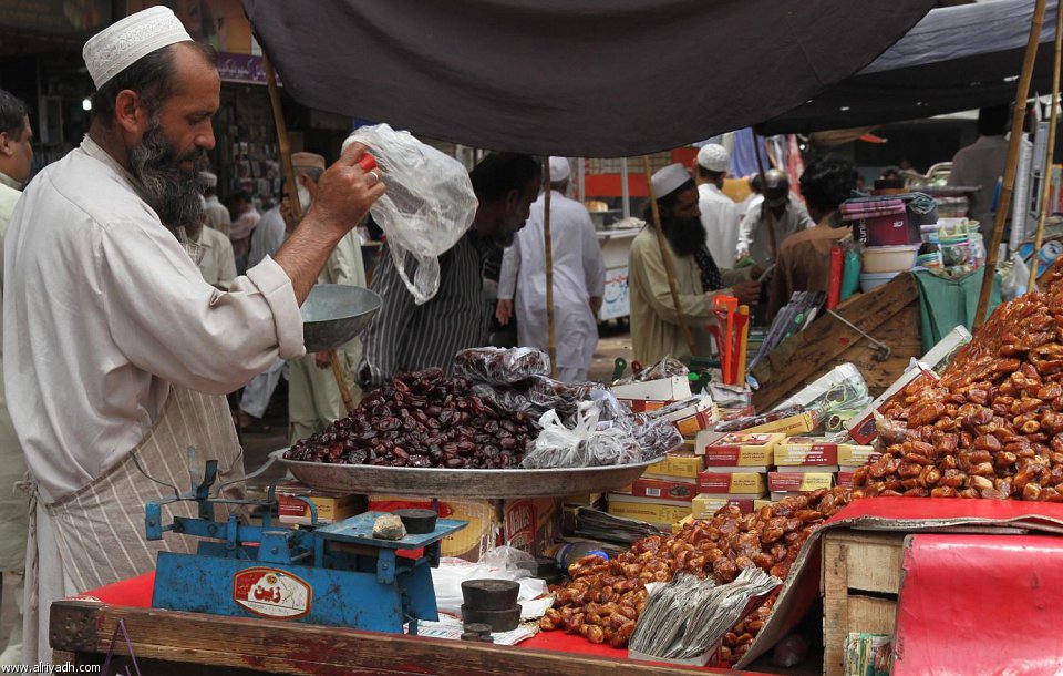 The World In Pictures: Dates in the Arab markets