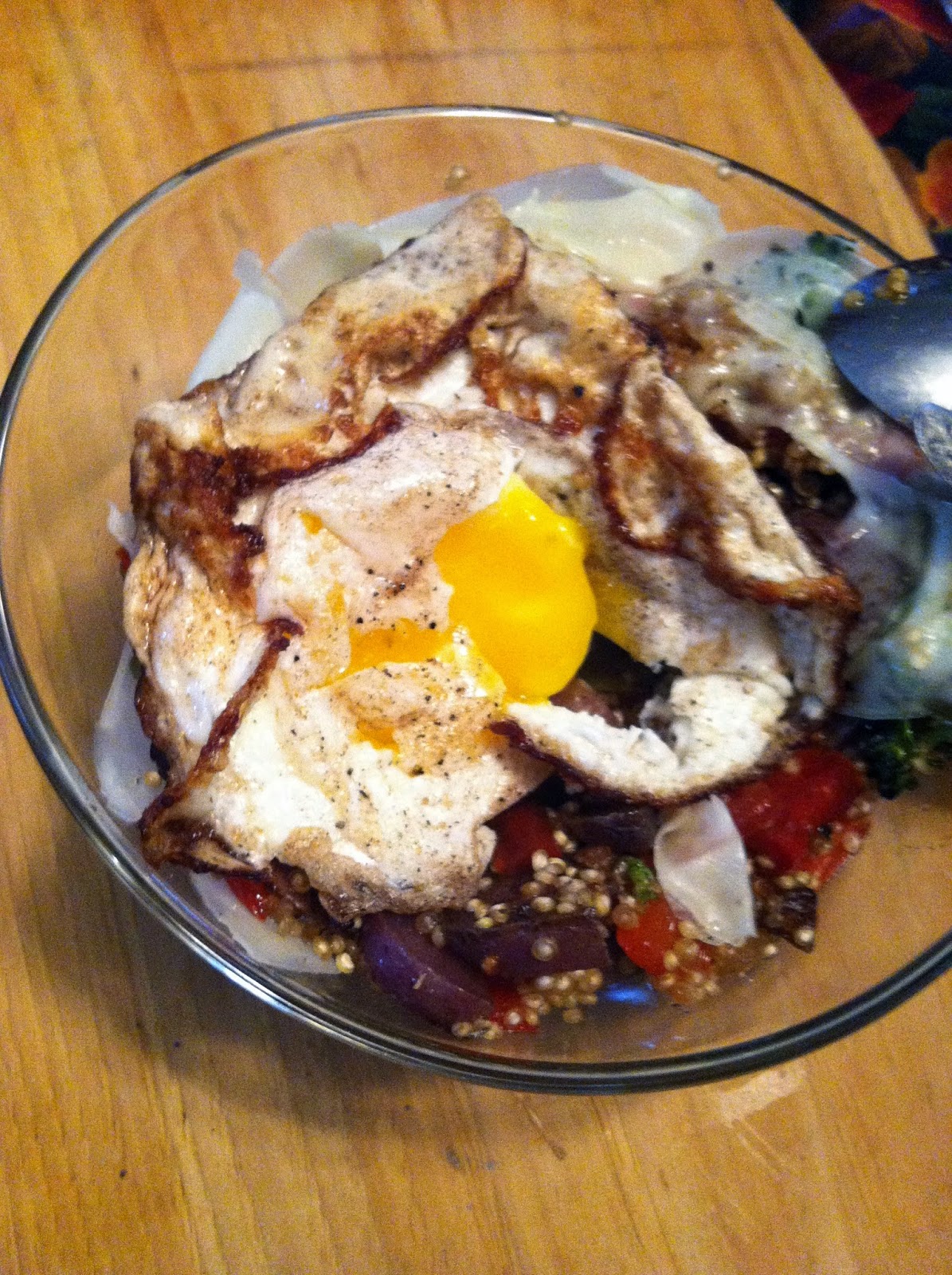 Color Me Caroline: Veggie Quinoa Breakfast Bowl