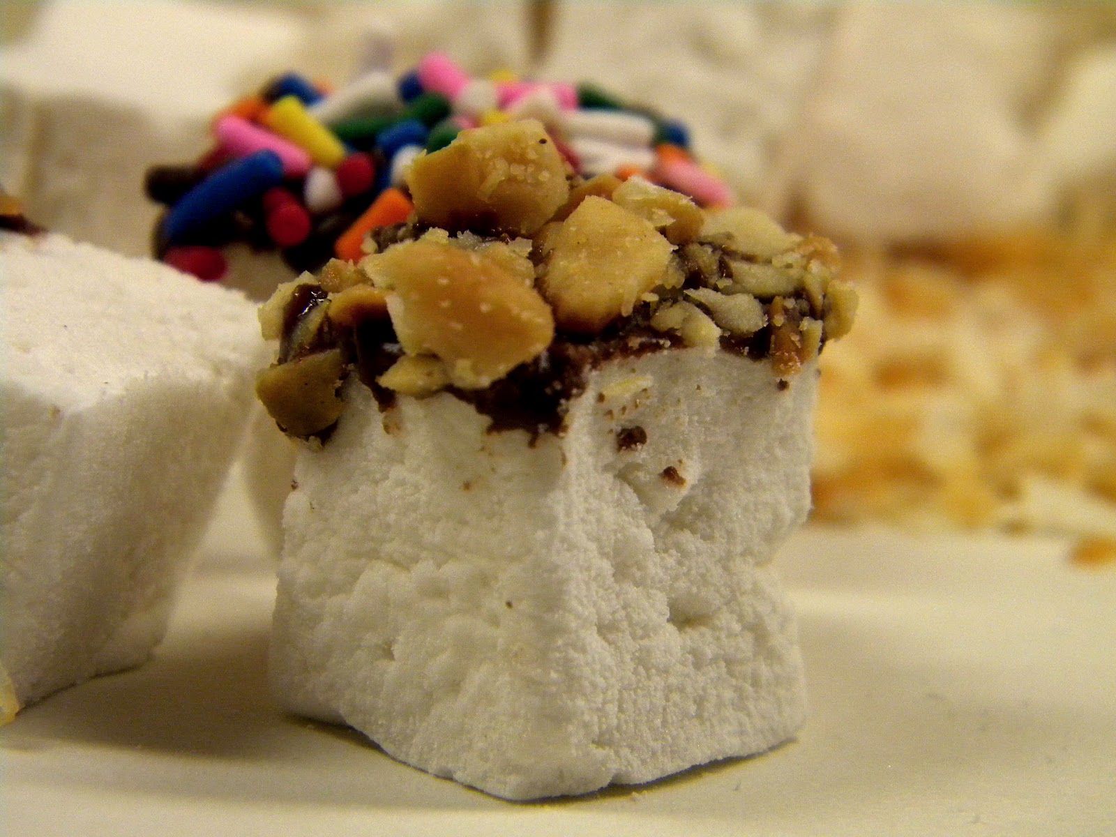 Cake and Jewelry: Homemade marshmallows