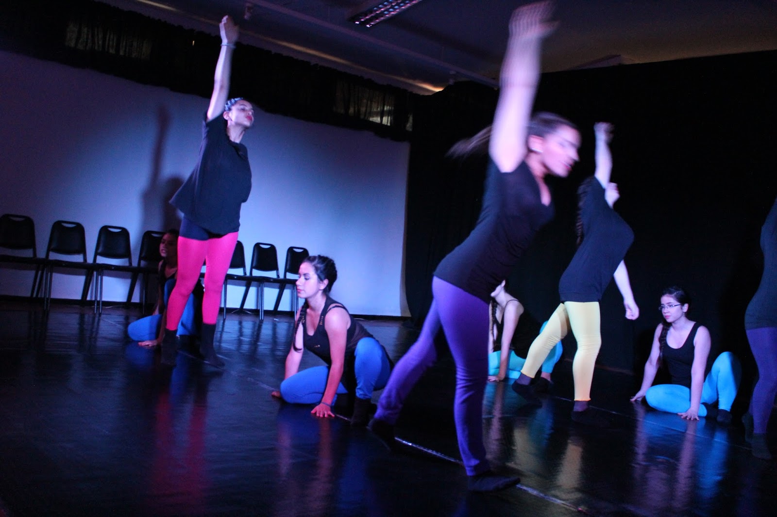 Danza Escuela Artística Chillan: Gala Academia de Danza Contemporánea 2014