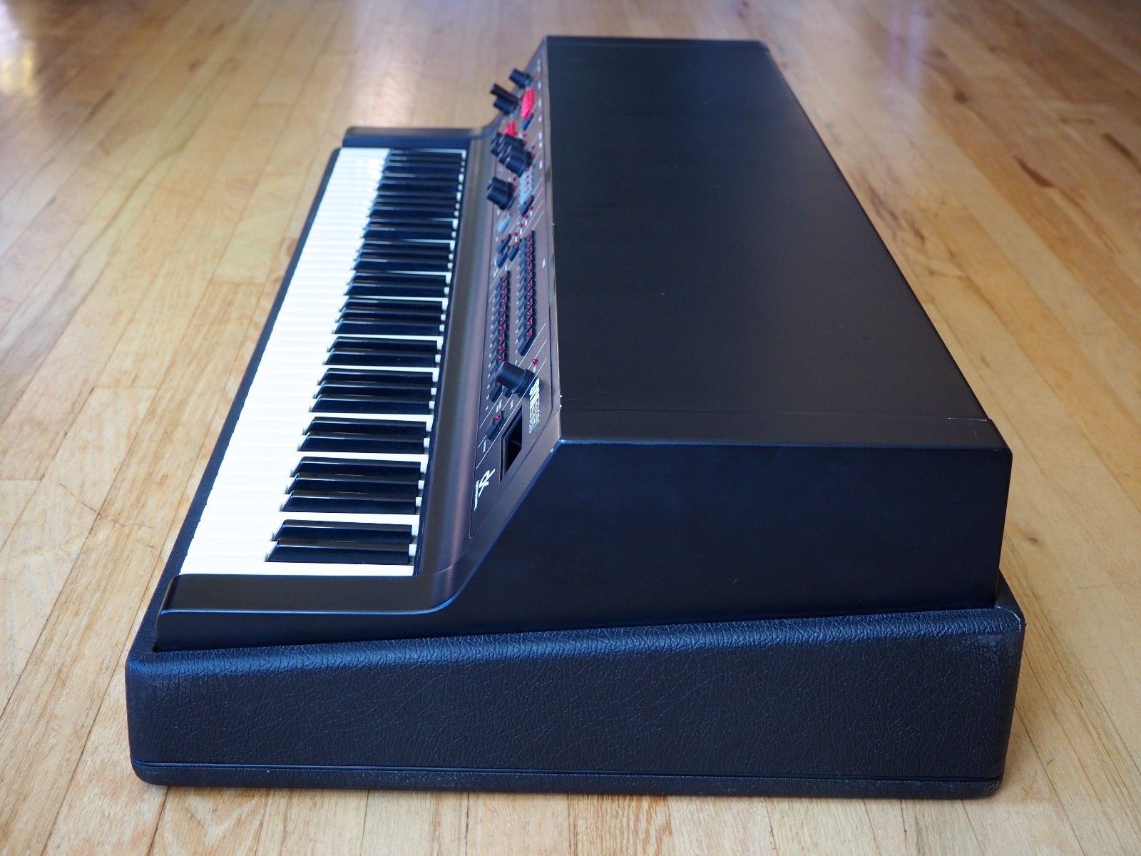 MATRIXSYNTH: Digital Keyboards Synergy Vintage Polyphonic Synthesizer