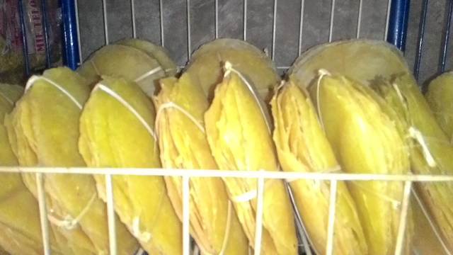 Enye-enye "Teh Misnah", Kini Jadi Khas Lebak Pari | Berita Banten ...