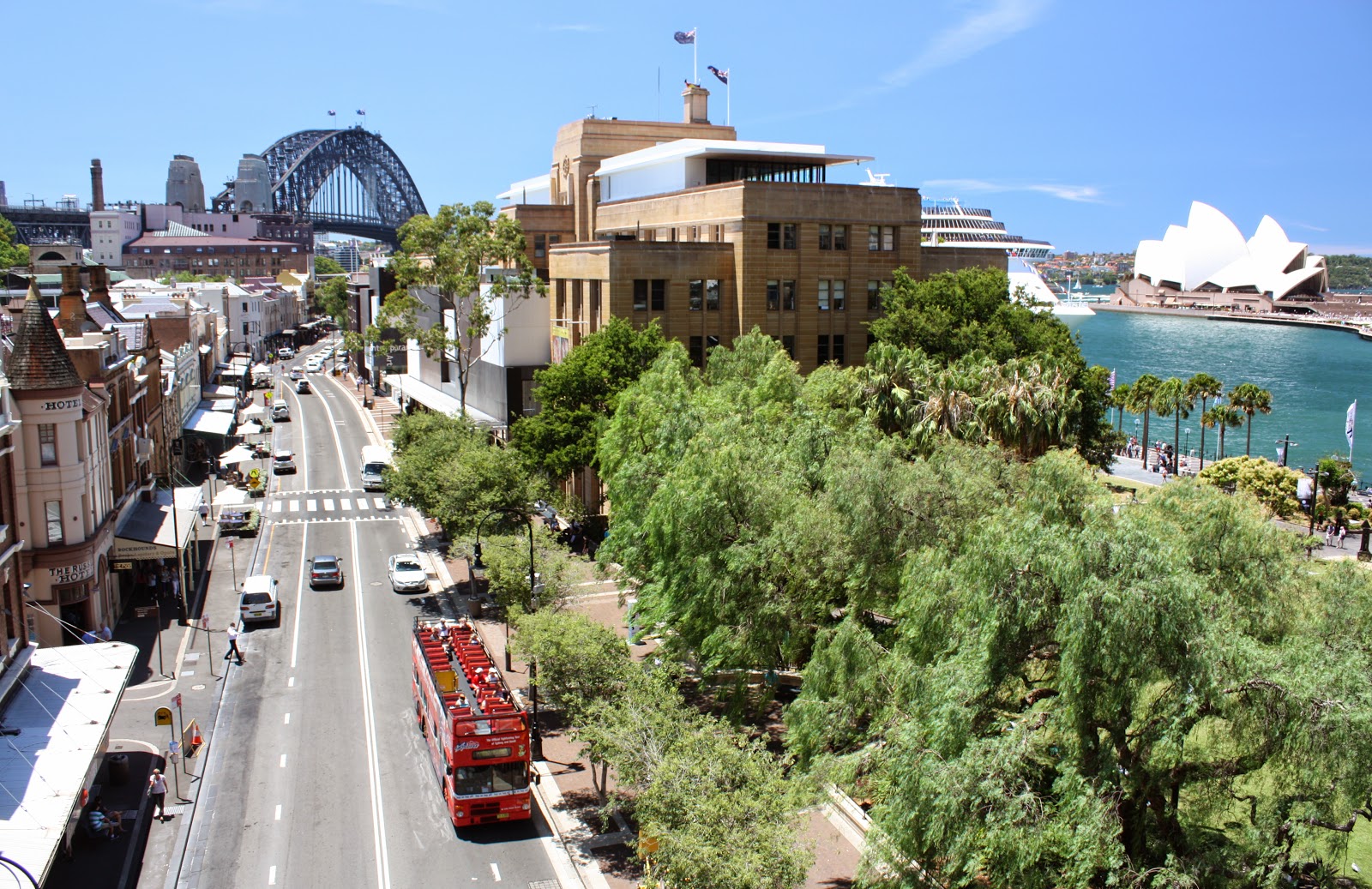 Sydney - City and Suburbs: The Rocks, George Street