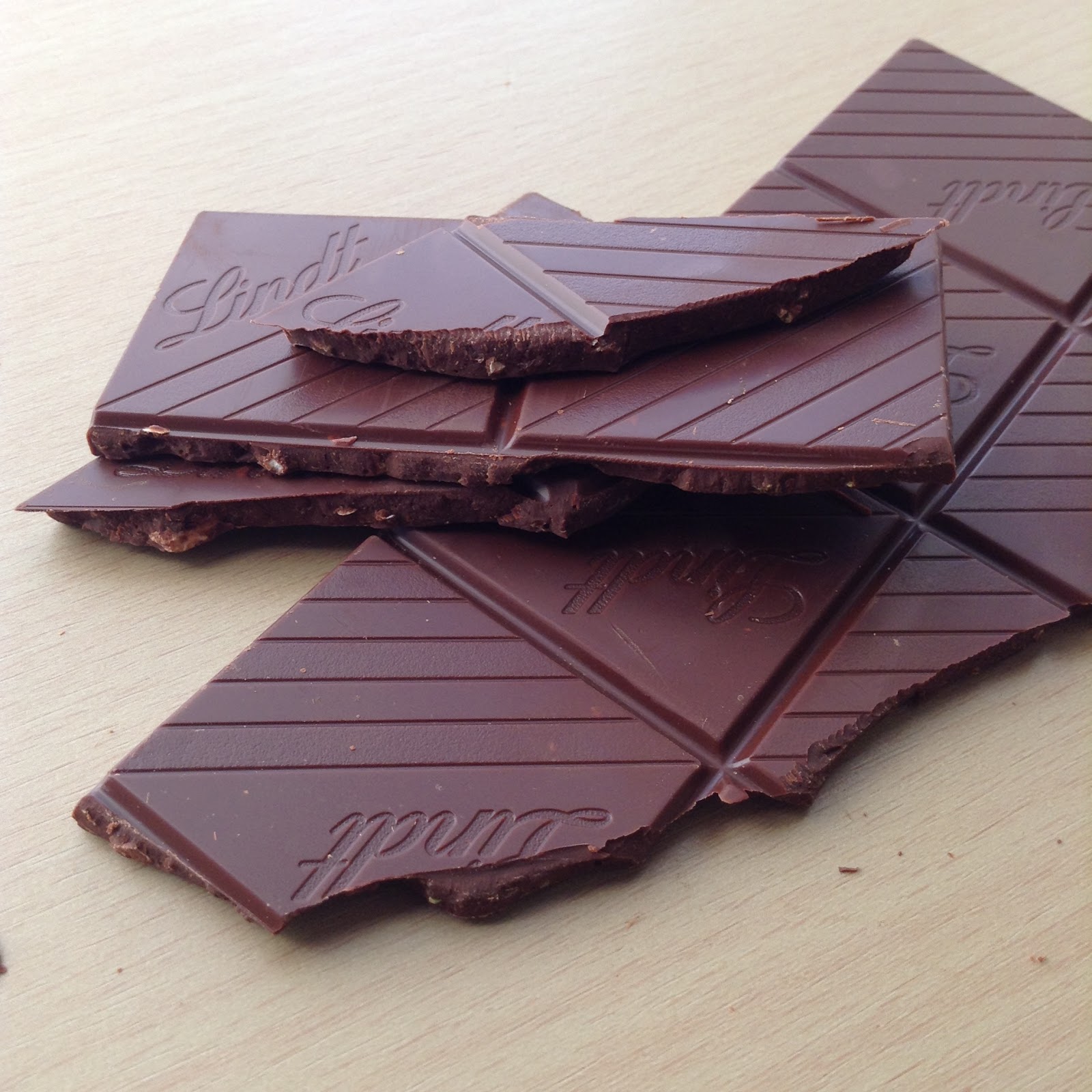 Lindt Excellence Lime Intense Dark